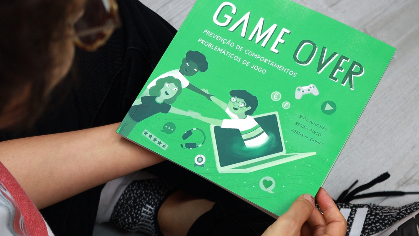 Game Over · Livro